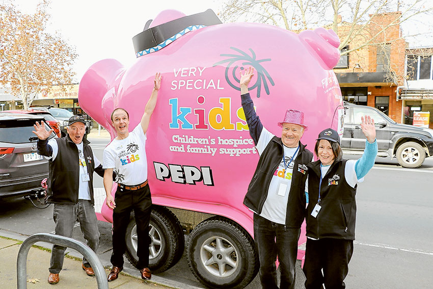 Giant piggy bank rolls into town to raise money for sick kids - The ...